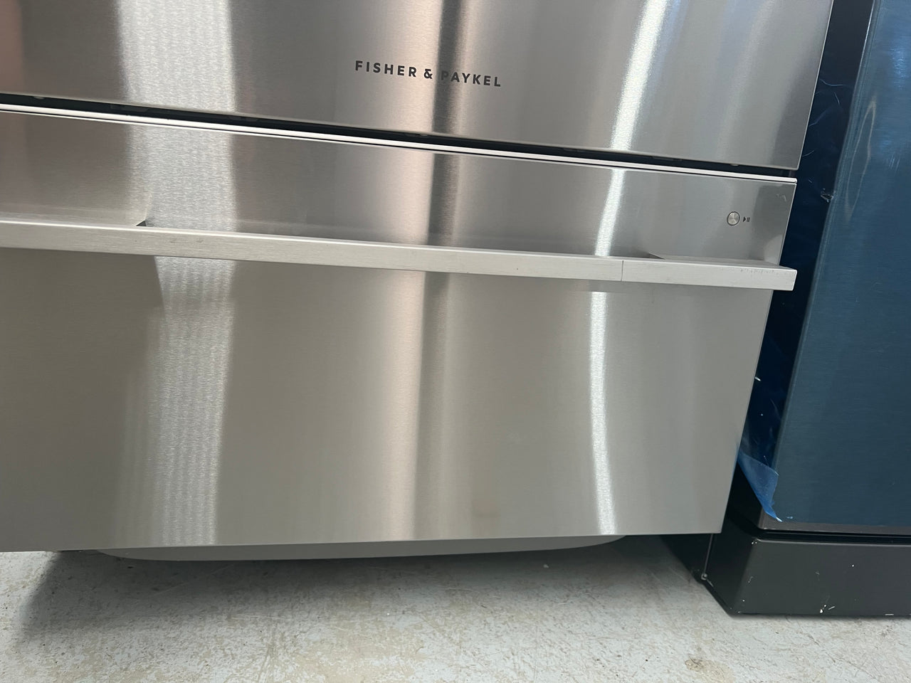 Factory second Fisher & Paykel Double Dishdrawer DD60DDFX9 | Second ...