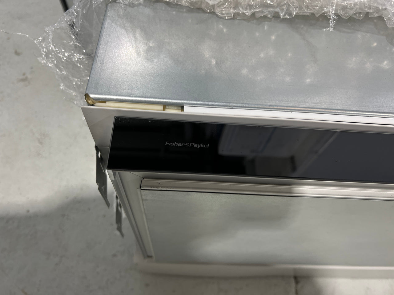 Factory second Fisher & Paykel 104L Integrated Fridge Drawer ...