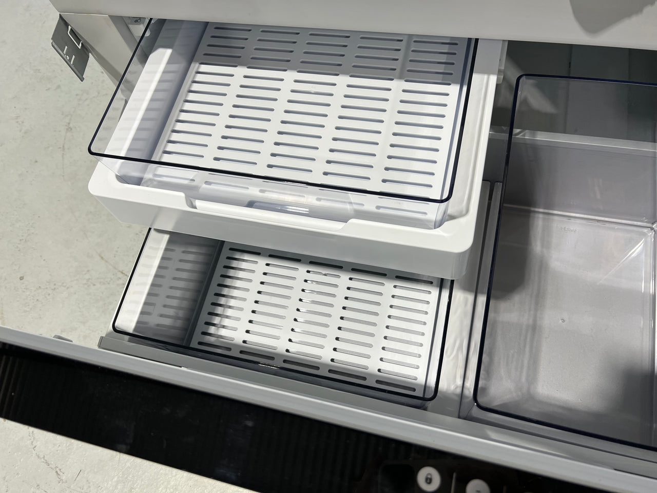 Factory second Fisher & Paykel 104L Integrated Fridge Drawer ...